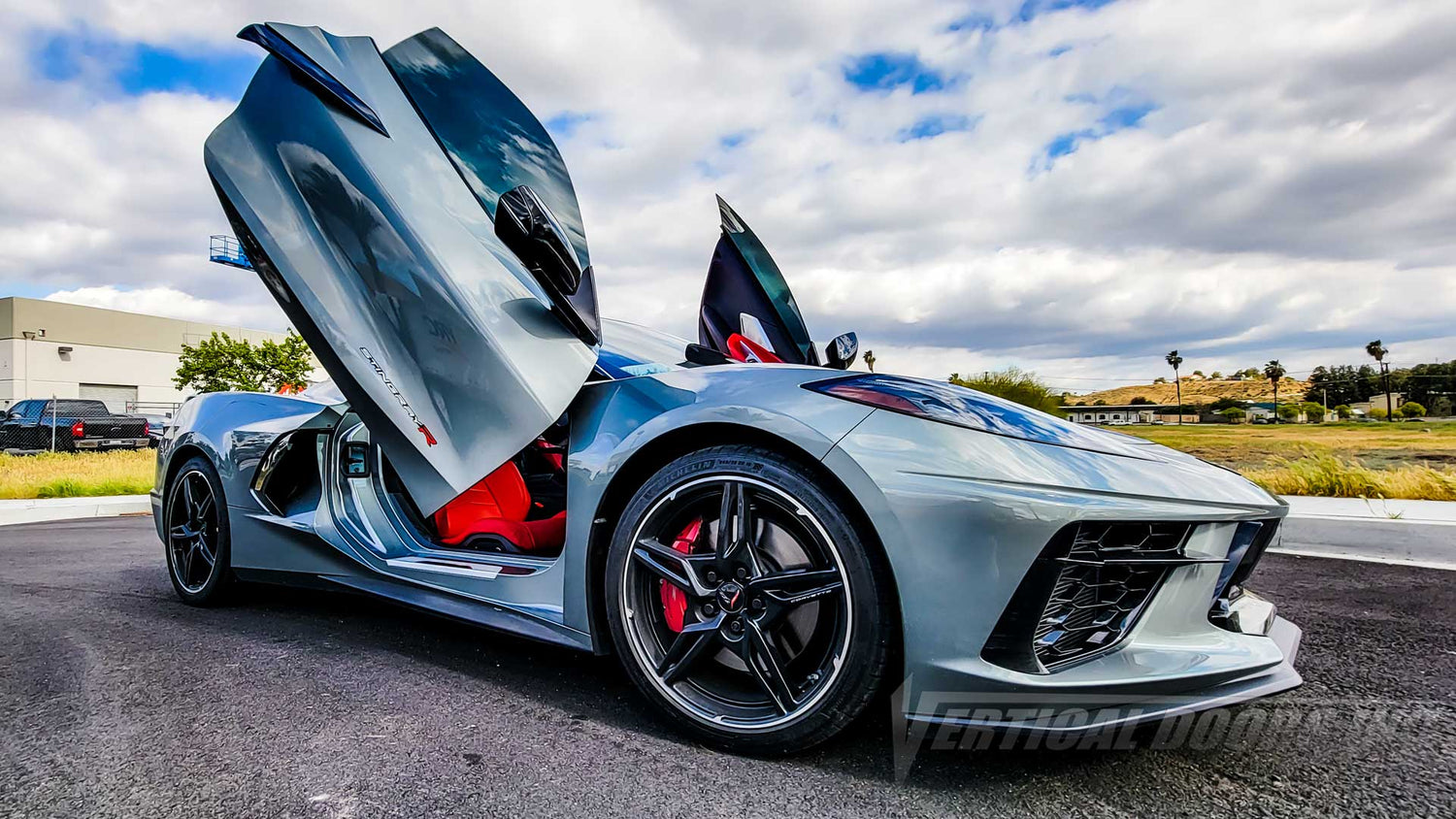 Installing a Vertical Doors, Inc Kit on the New Corvette C8 | Door Hin